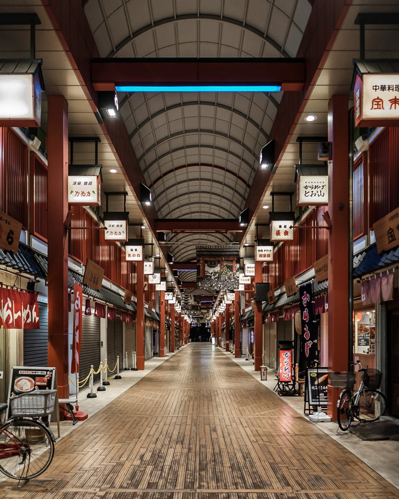 Droste Creator | Create recursive images with droste effect